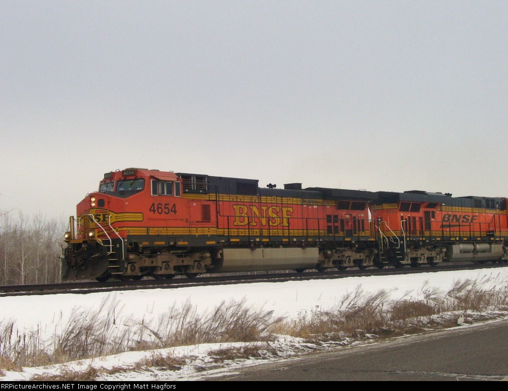 BNSF 4654